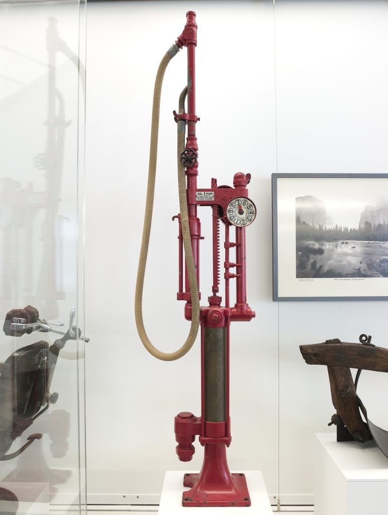 12 of the Oldest Gas Pumps Ever Created - Oldest.org