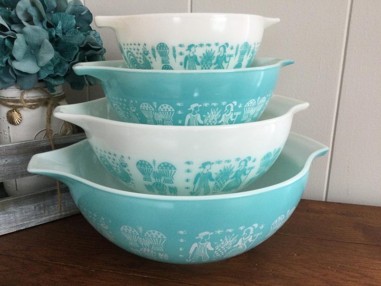 11 Oldest Pyrex Patterns - Oldest.org