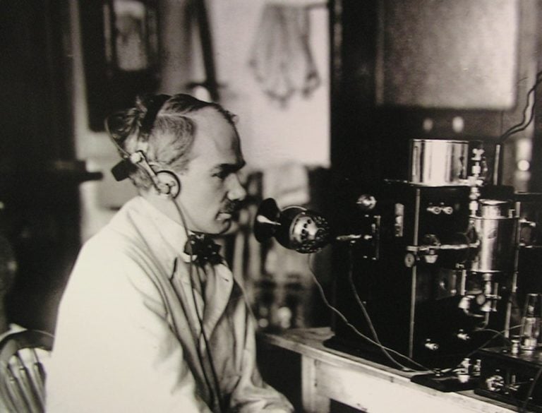 List of the 8 Oldest Radio Stations in History - Oldest.org