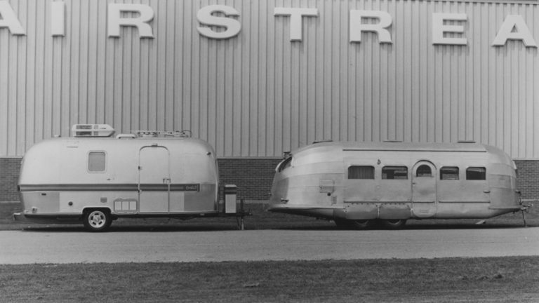 8 Oldest Mobile Homes Ever in History - Oldest.org