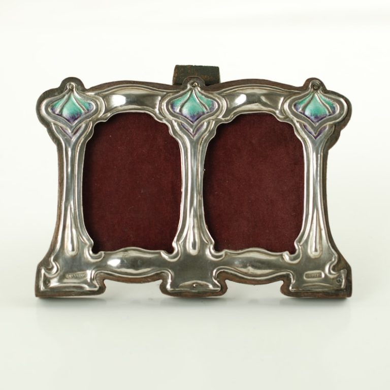 50 Vintage and Antique Picture Frames For Sale (By Size & Decade ...