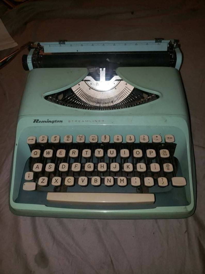 61 Vintage & Antique Typewriters You Can Buy - Oldest.org
