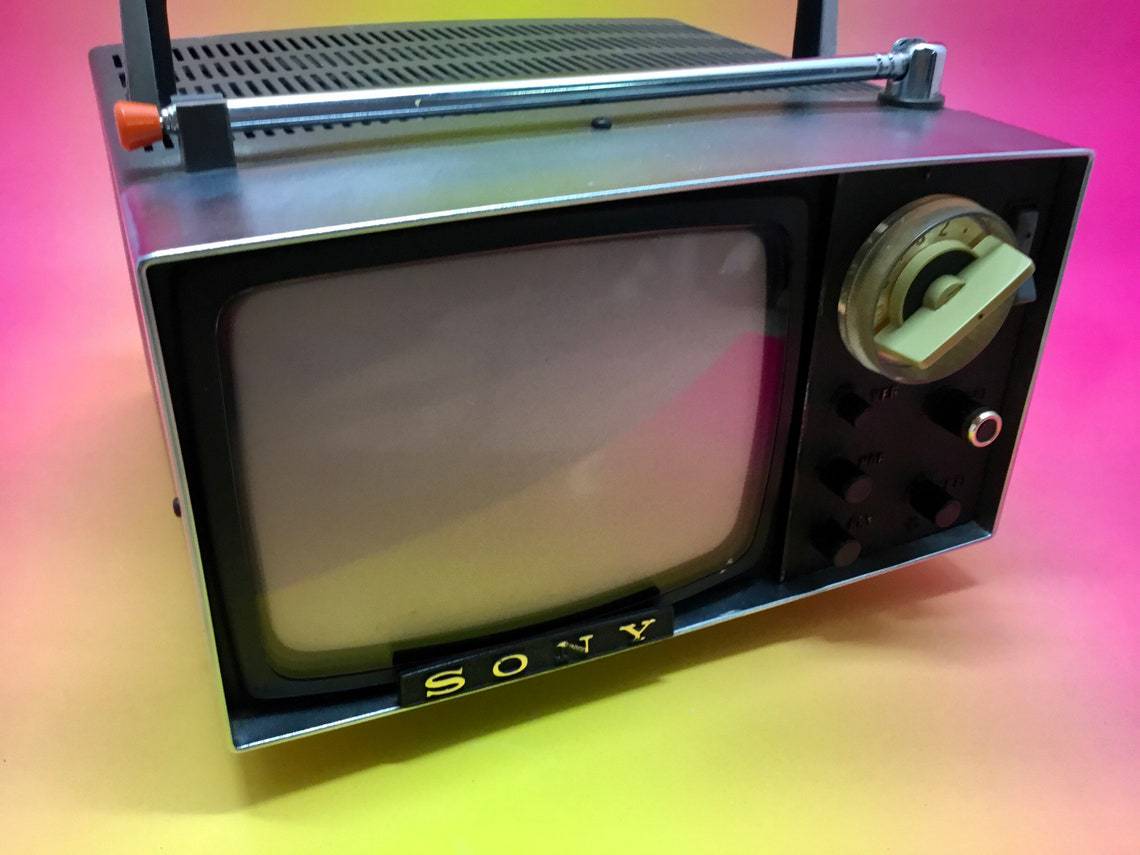55 Vintage & Antique TVs You Can Buy - Oldest.org