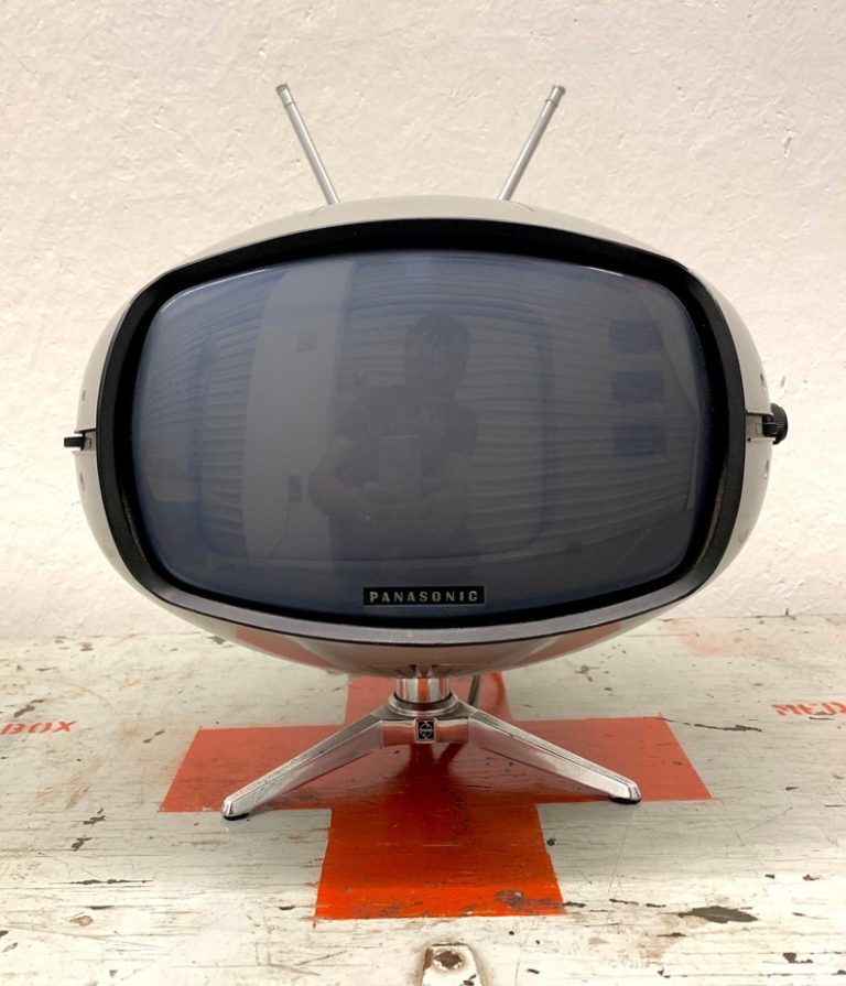55 Vintage & Antique TVs You Can Buy - Oldest.org
