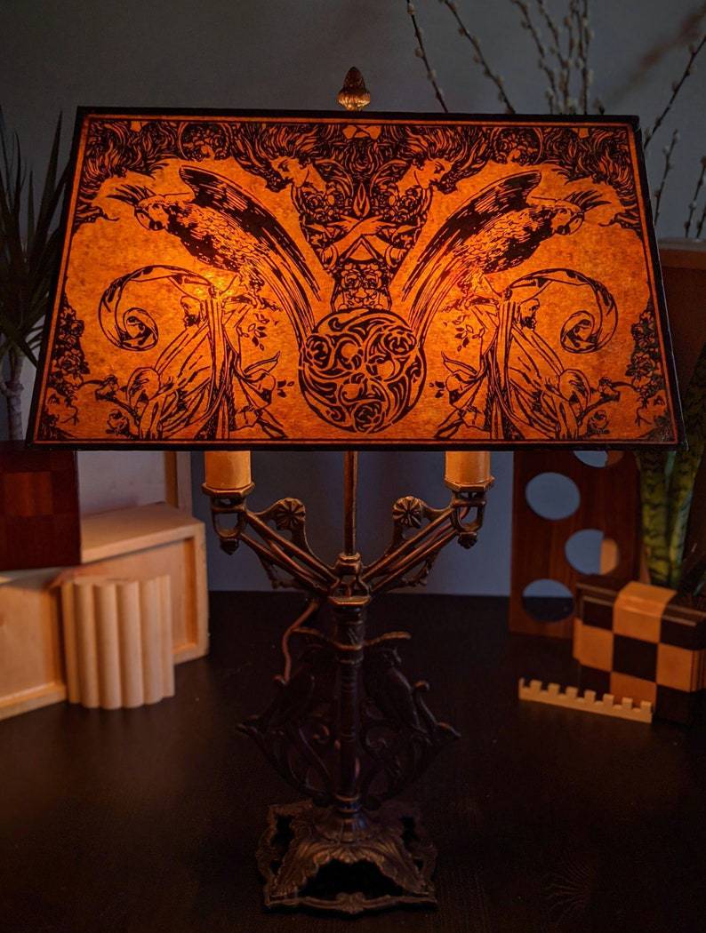 50+ Vintage and Antique Table Lamps You Can Buy Today - Oldest.org