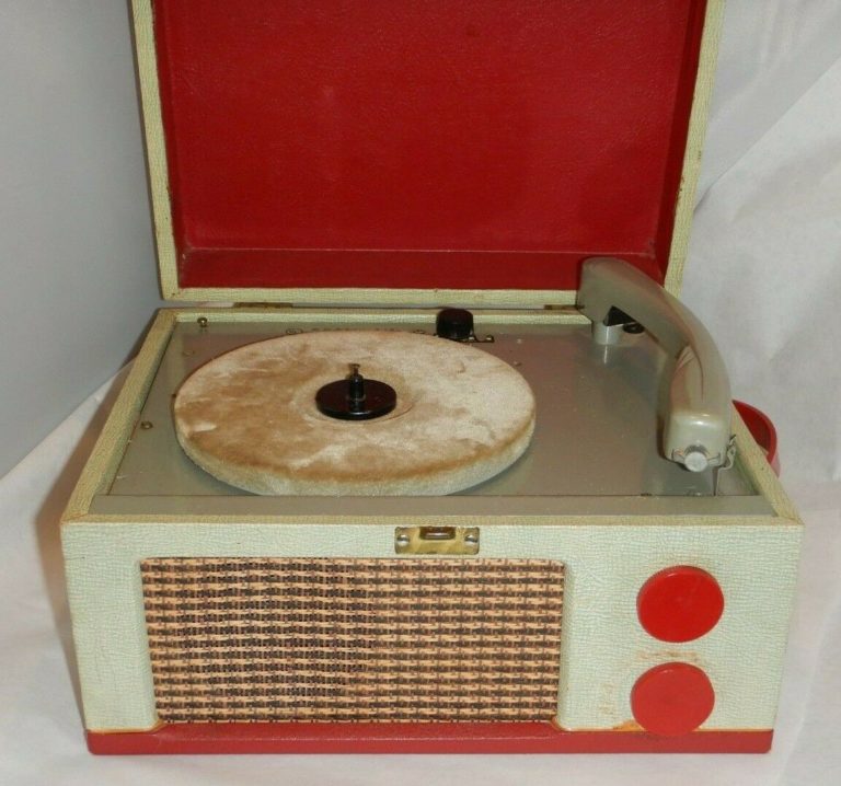 55 Vintage and Antique Record Players For Sale (Since 1940s) - Oldest.org