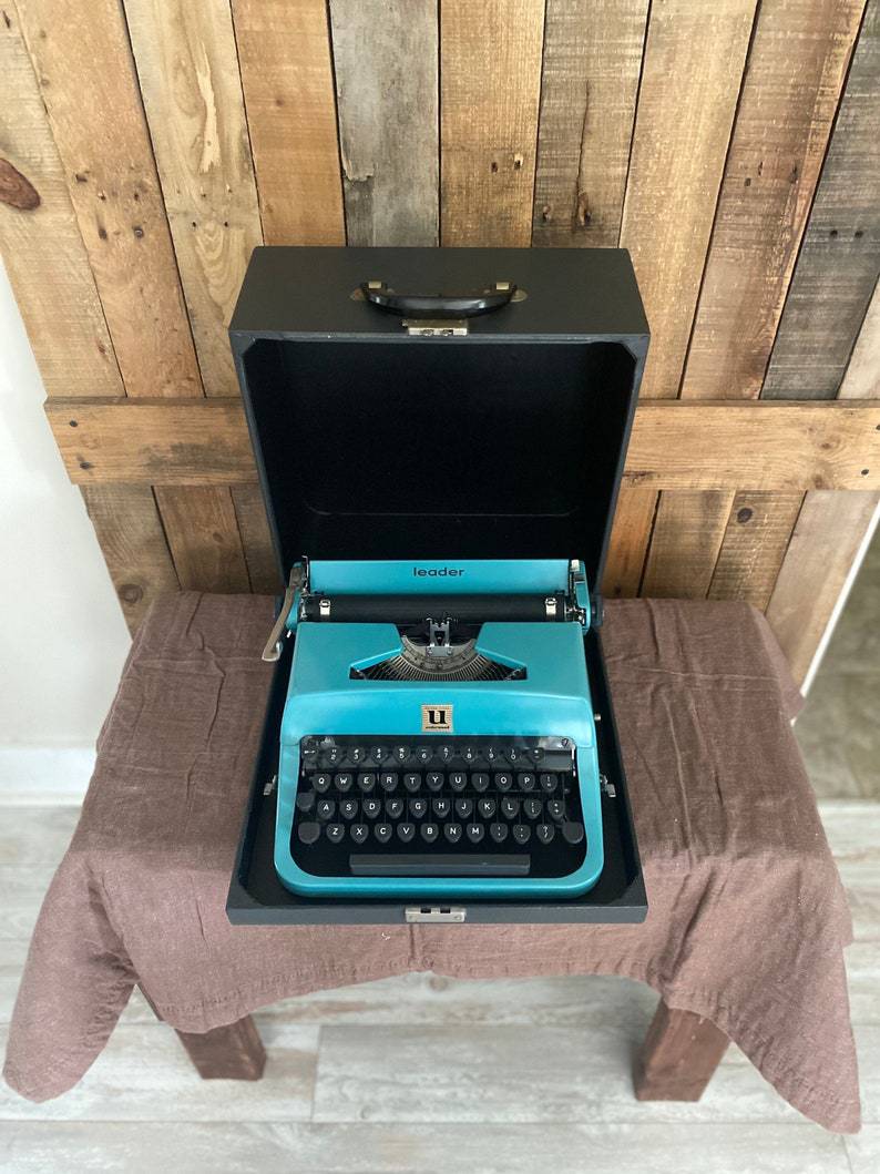 61 Vintage & Antique Typewriters You Can Buy - Oldest.org