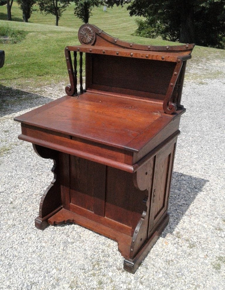 60 Vintage & Antique Desks for Sale (Budget options included) - Oldest.org