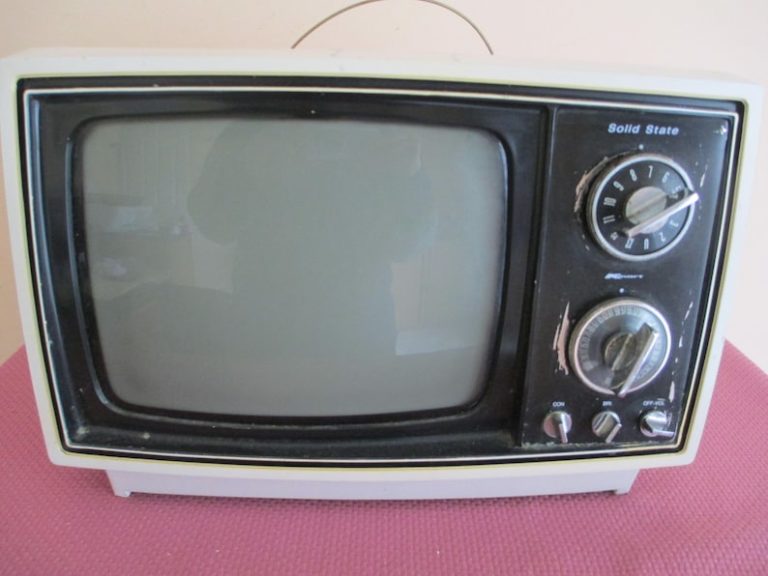 55 Vintage & Antique TVs You Can Buy - Oldest.org