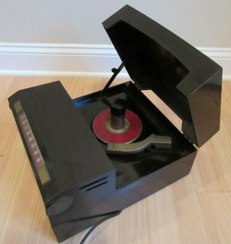 55 Vintage and Antique Record Players For Sale (Since 1940s) - Oldest.org