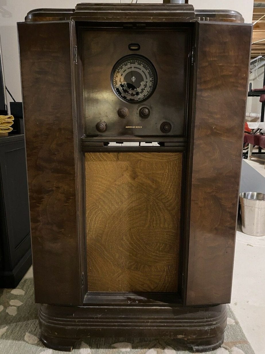 65 Vintage and Antique Radios For Sale - Oldest.org