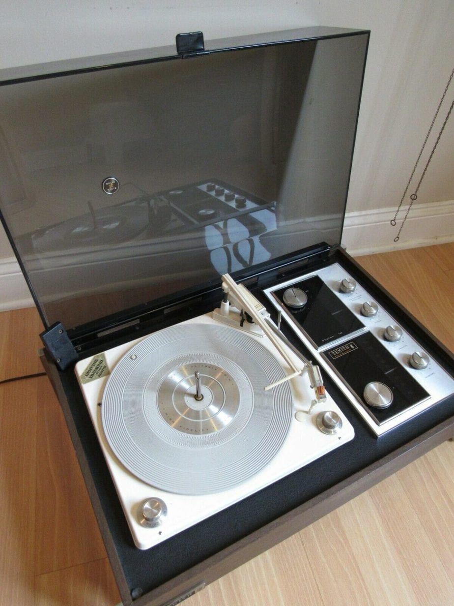55 Vintage and Antique Record Players For Sale (Since 1940s) - Oldest.org