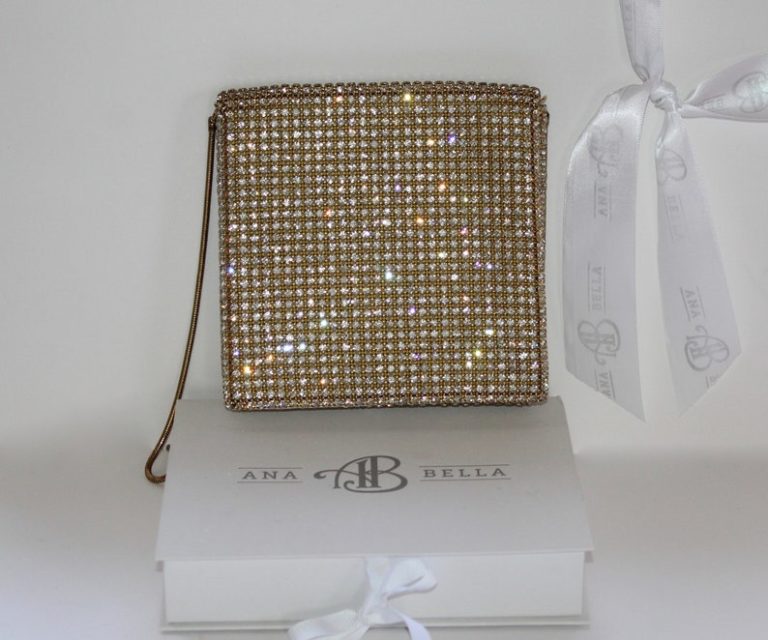 60 Vintage & Antique Purses For Sale - Oldest.org