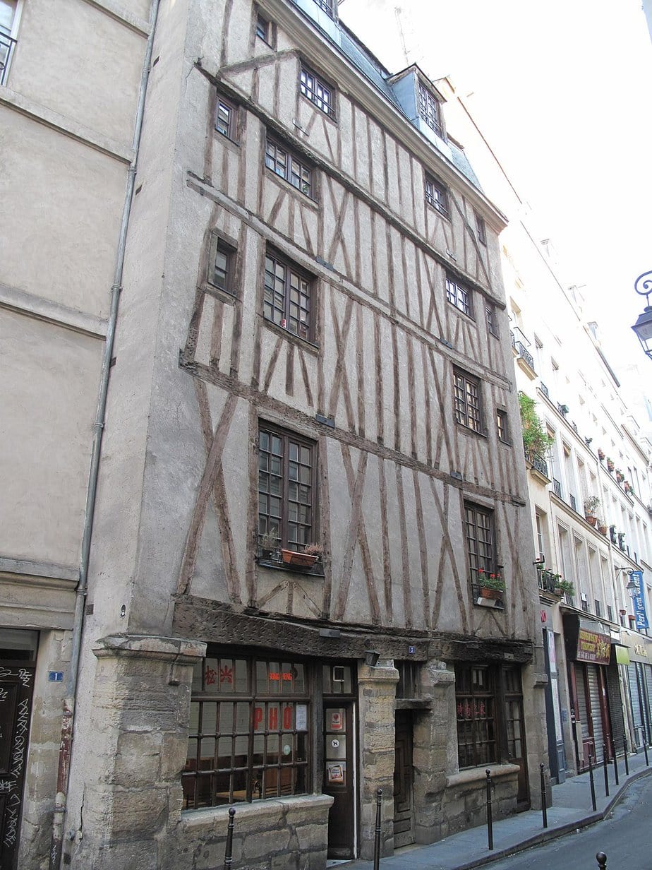12 Oldest Buildings in France - Oldest.org