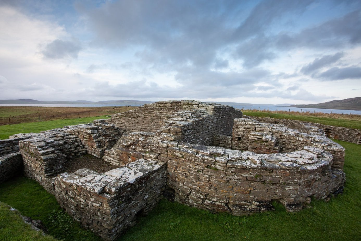 14 Oldest Castles in Scotland - Oldest.org