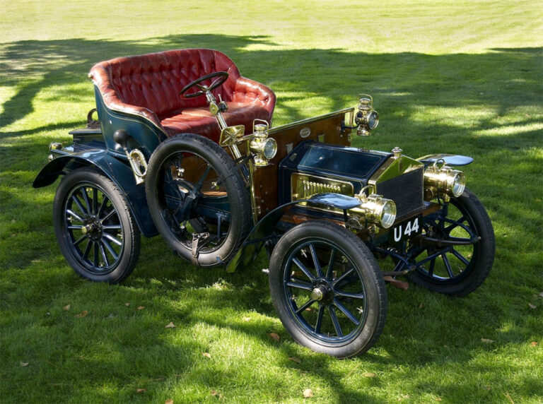 8 Oldest Cars Still Running - Oldest.org