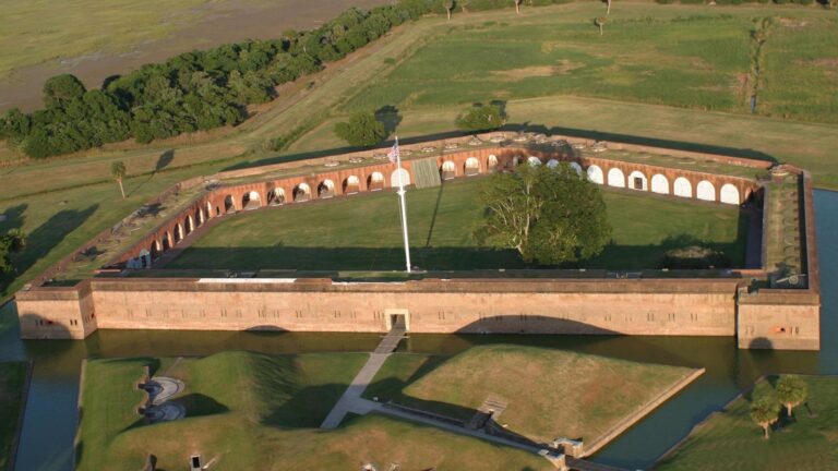 10 Oldest Forts in America - Oldest.org