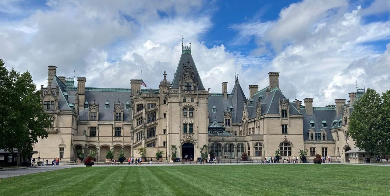 10 Oldest Castles in America - Oldest.org