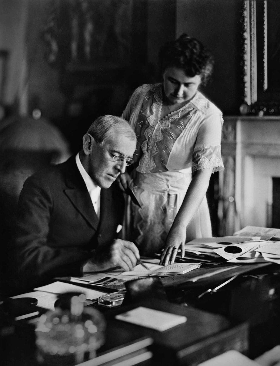 10 Oldest US First Lady Who Ever Lived - Oldest.org