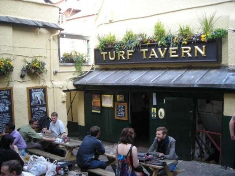 12 Oldest Pubs in Oxford - Oldest.org