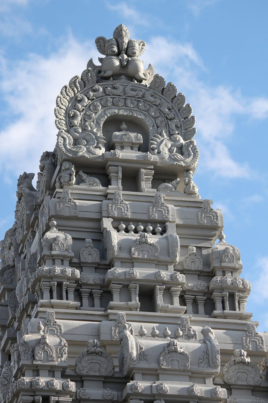 Exploring the 9 Oldest Hindu Temples in the USA - Oldest.org