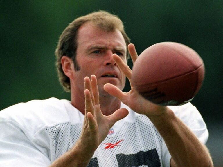 10 Oldest NFL Quarterbacks Ever (Updated 2026) - Oldest.org