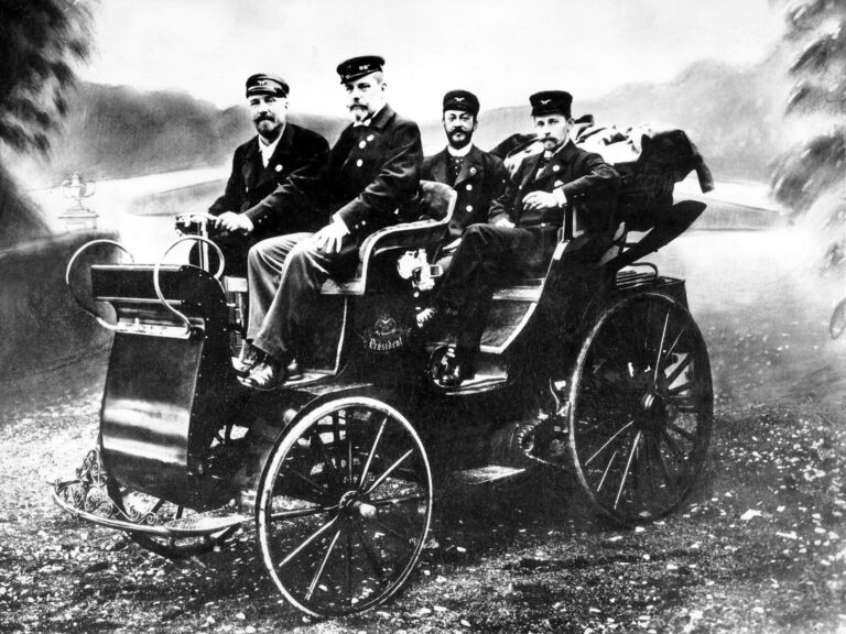 9 Oldest Car Companies in the World - Oldest.org