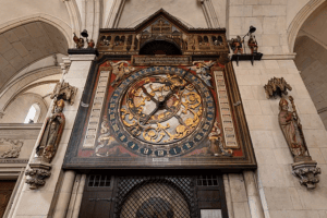 9 Oldest Wall Clocks in the World - Oldest.org