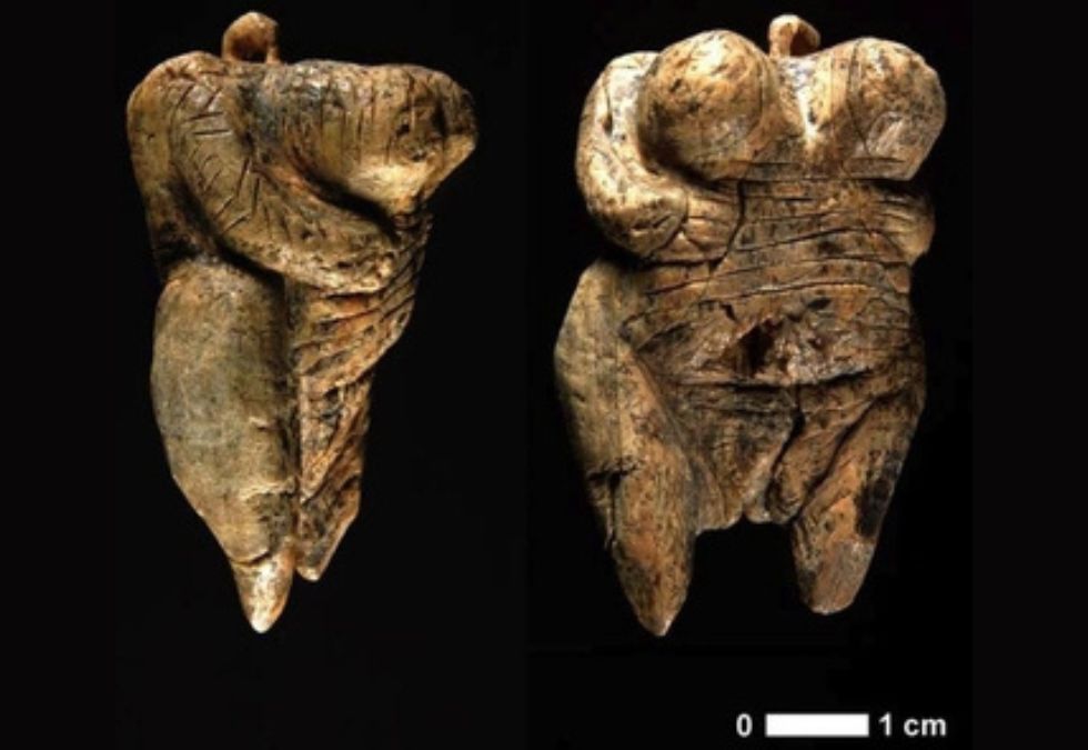 15 of the Oldest Artifacts Ever Discovered - Oldest.org