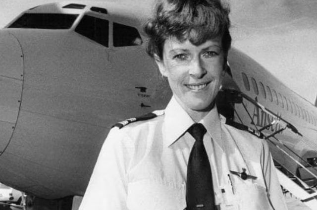 5 Oldest Commercial Aircraft Pilots - Oldest.org