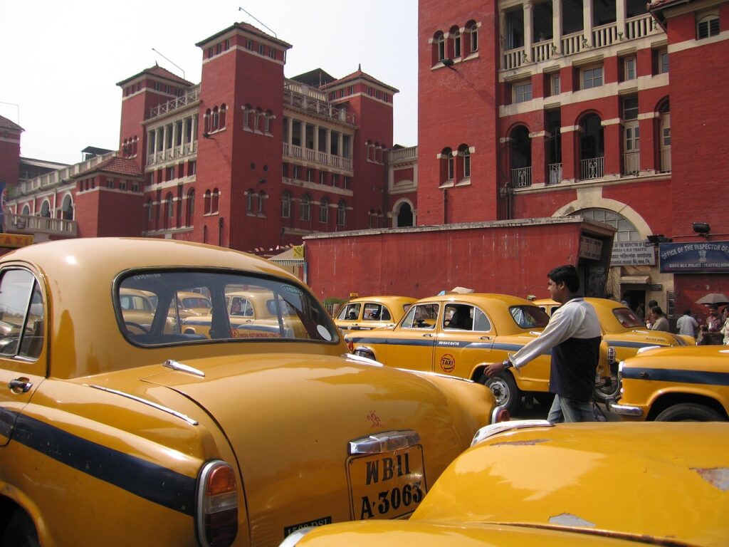 8 Top Vintage Cars In India - Oldest.org