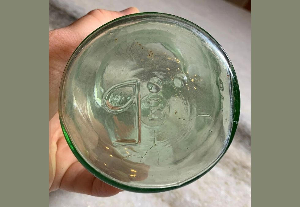 11 Rarest Mason Jars Ever Made - Oldest.org