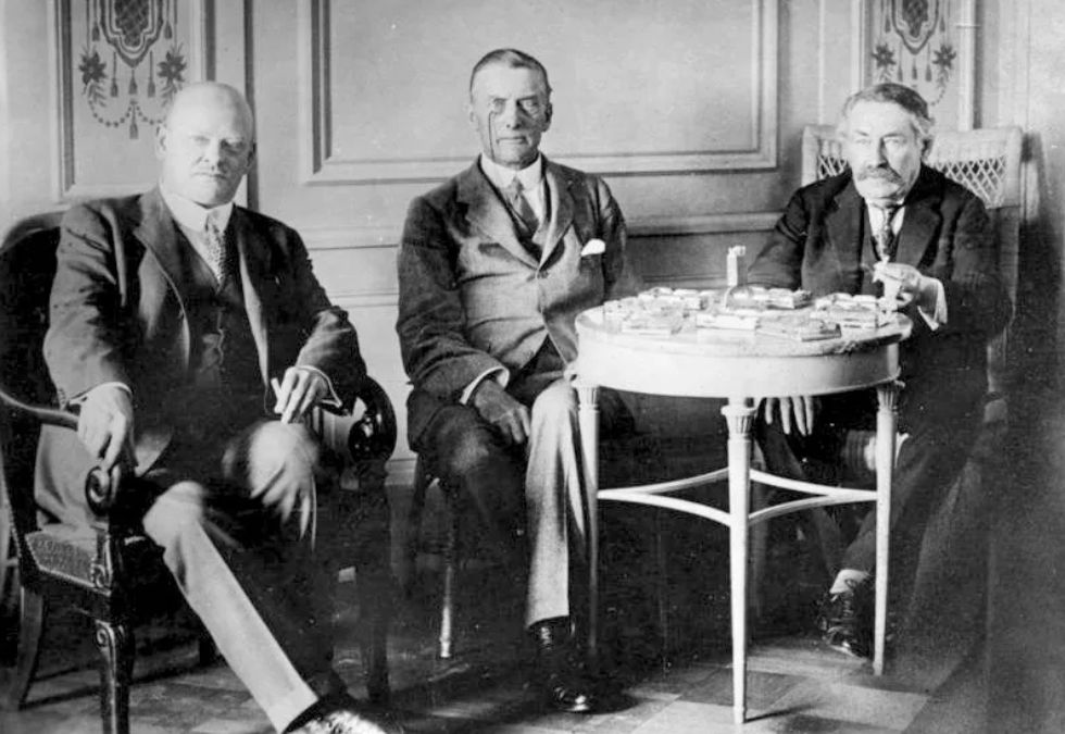 25 Photos Of What Life Looked Like In 1925 - Oldest.org