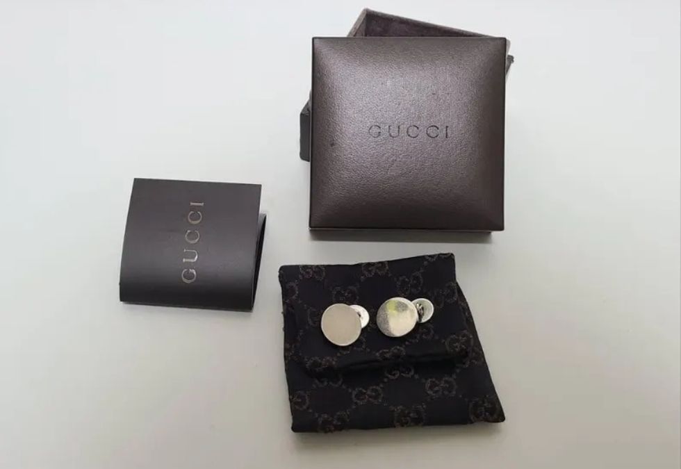 13 Prestigious Cufflink Brands for the Discerning Gentleman - Oldest.org