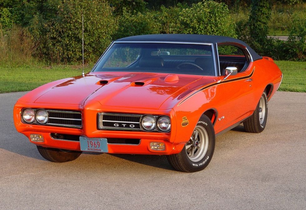 25 Wild Muscle Car Paint Jobs That Defined the 1970s