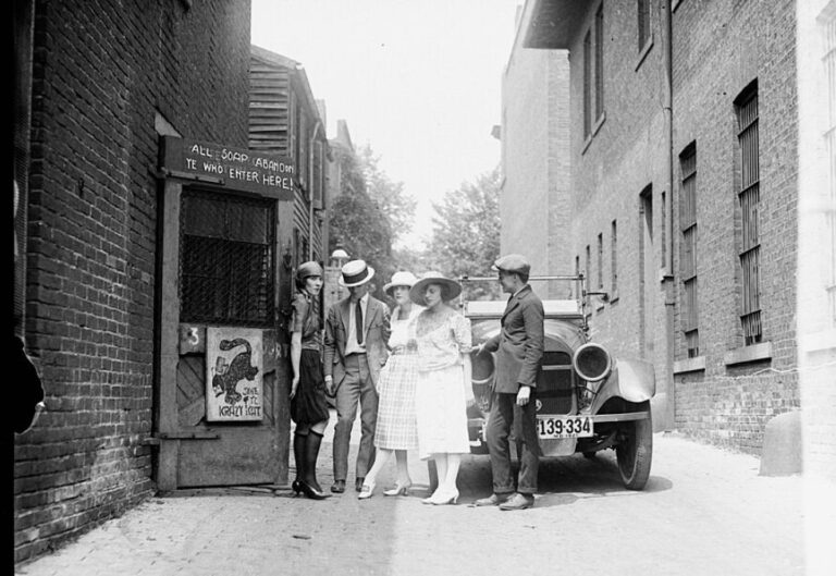 25 Photos Of What Life Looked Like In 1925 - Oldest.org