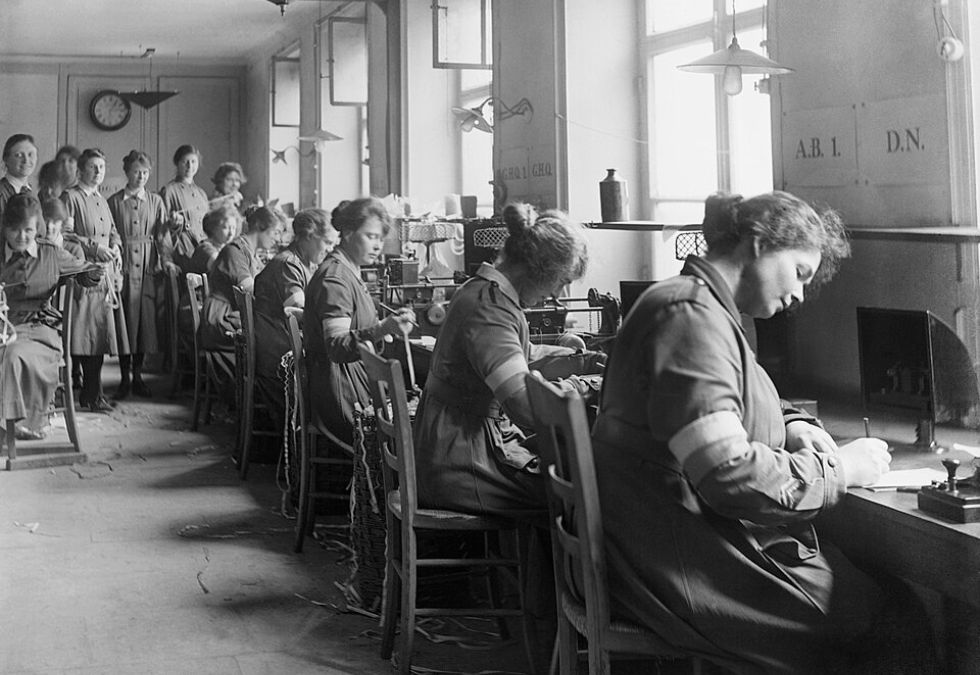 17 Oldest Remote Jobs In History - Long Before Zoom - Oldest.org