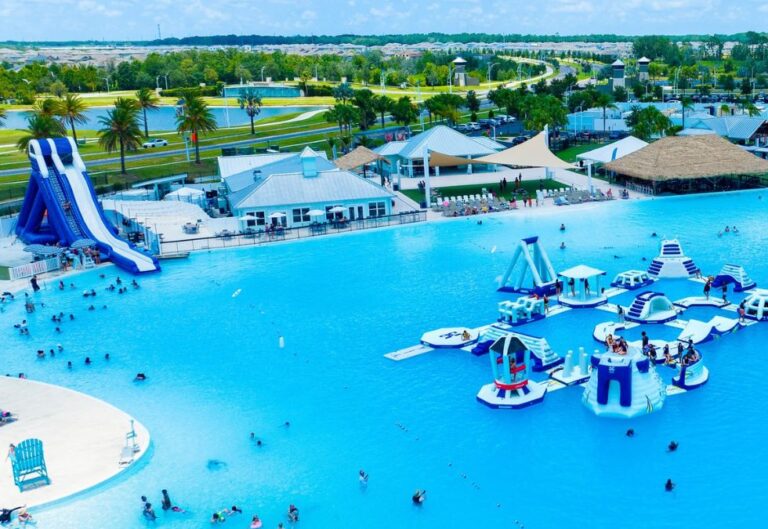 18 Largest Swimming Pools In The World - Oldest.org