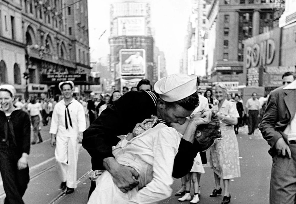 28 Photos Of What The World Looked Like In 1968 - Oldest.org