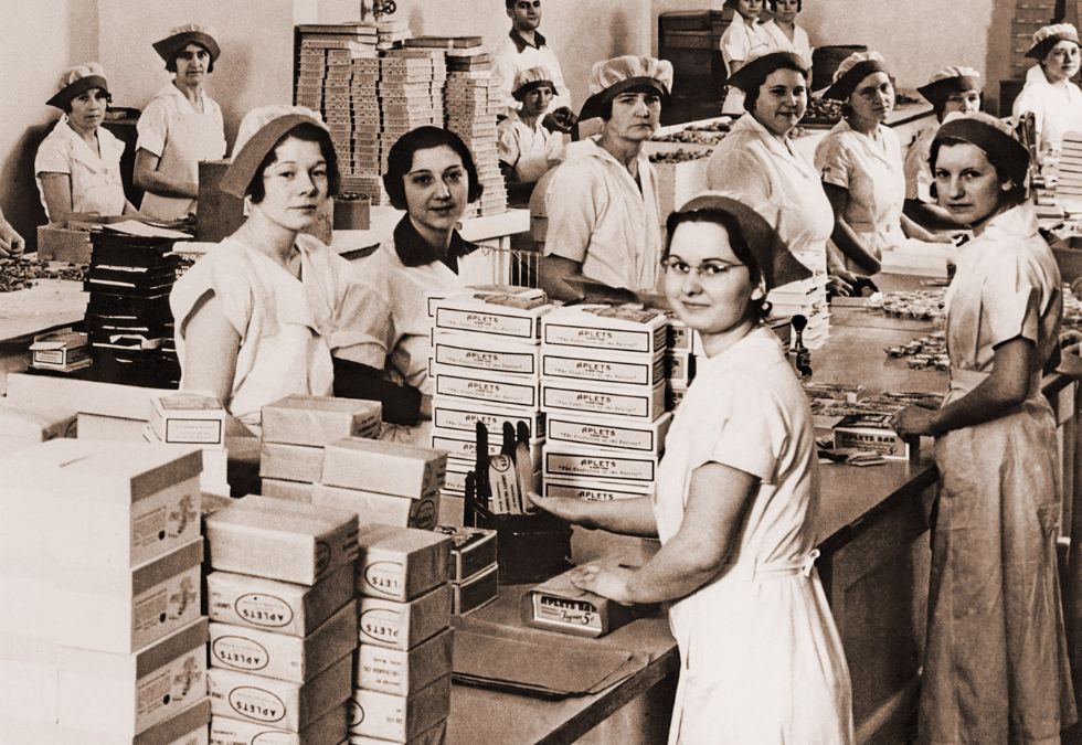 25 Photos Of What Life Looked Like In 1920’s - Oldest.org