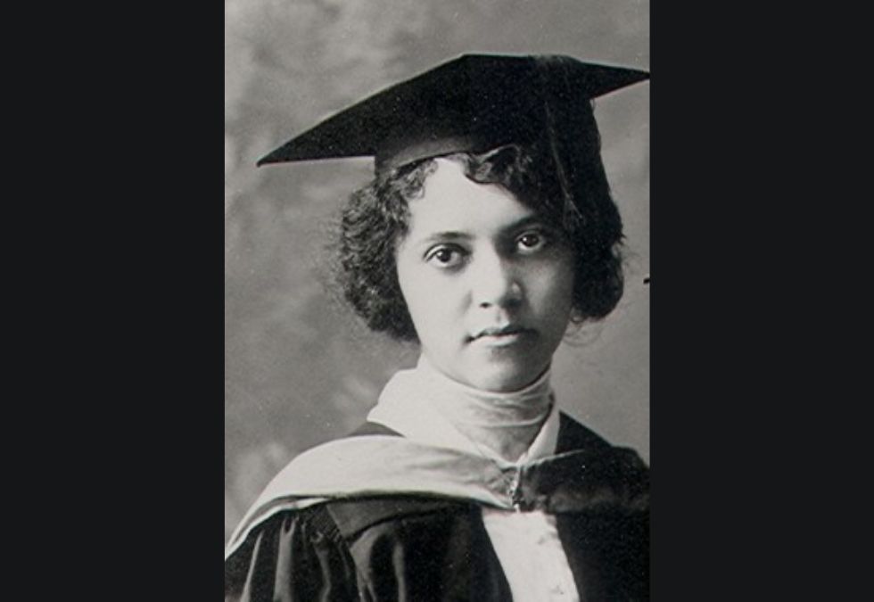 15 Black Female Scientists Who Have Changed The World