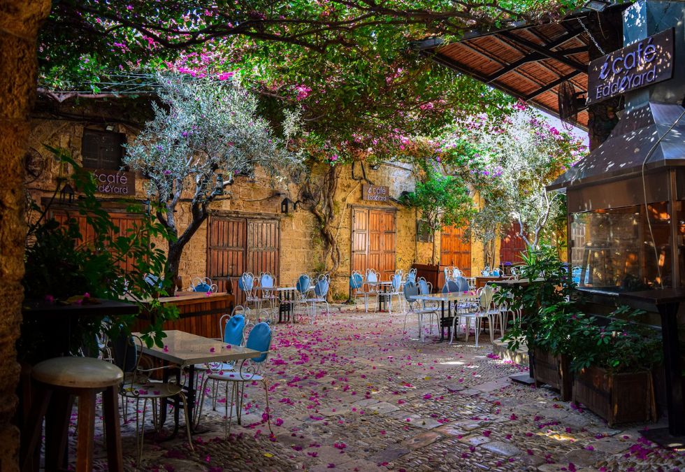 15 of the World’s Oldest Towns That People Still Call Home Today