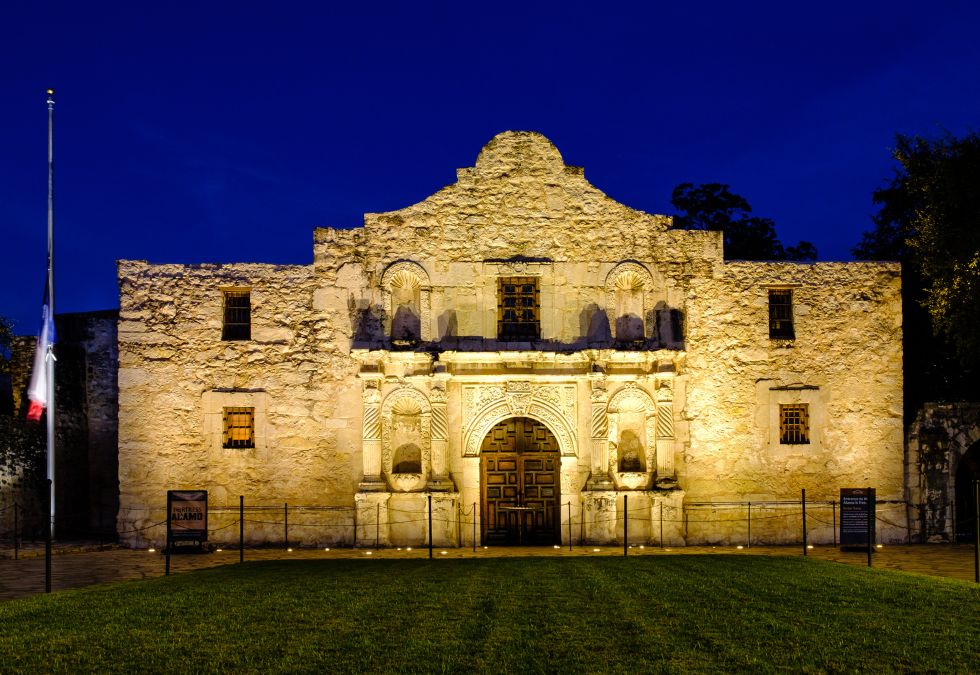 Historical Buildings in America That Have Become Landmark Icons