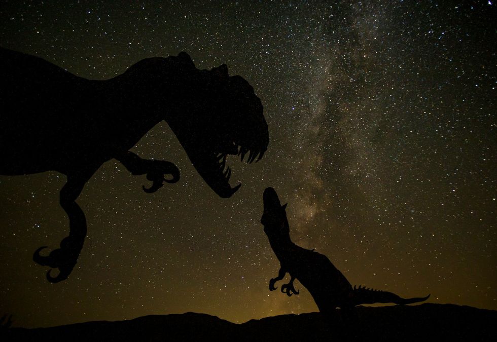 15 Things That Might Happen If Dinosaurs Still Walked the Earth