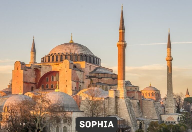 51 Catholic Girl Names That Are Totally Heavenly