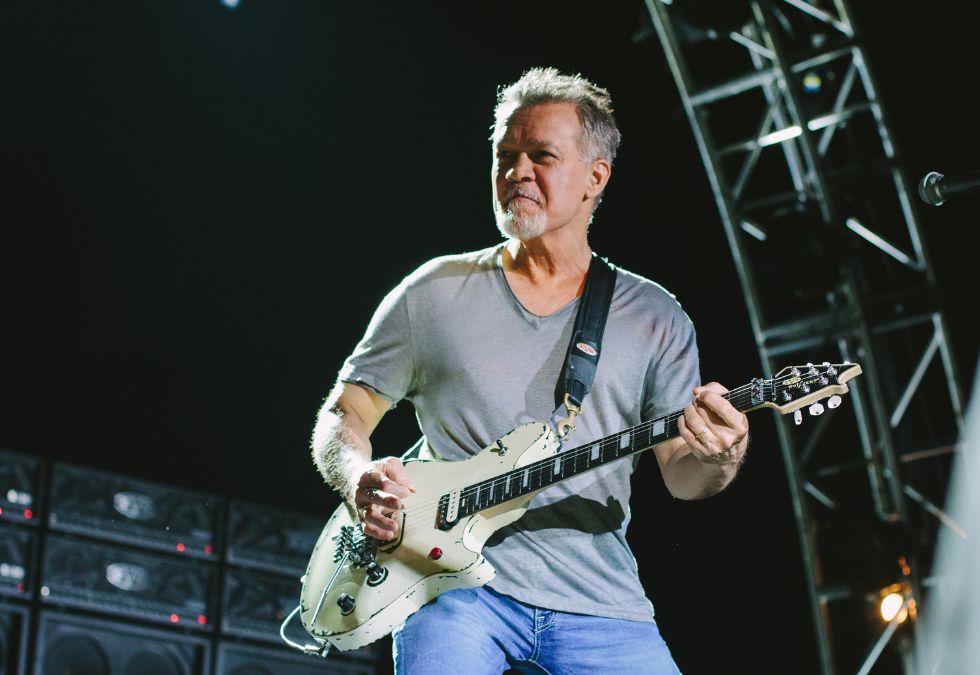 Legendary Guitarists Whose Impact Changed the World of Music