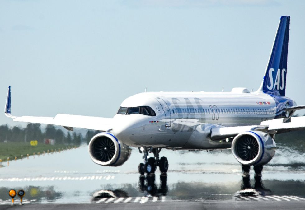 15 Oldest Yet Active Airlines with No or Minimum Crashes