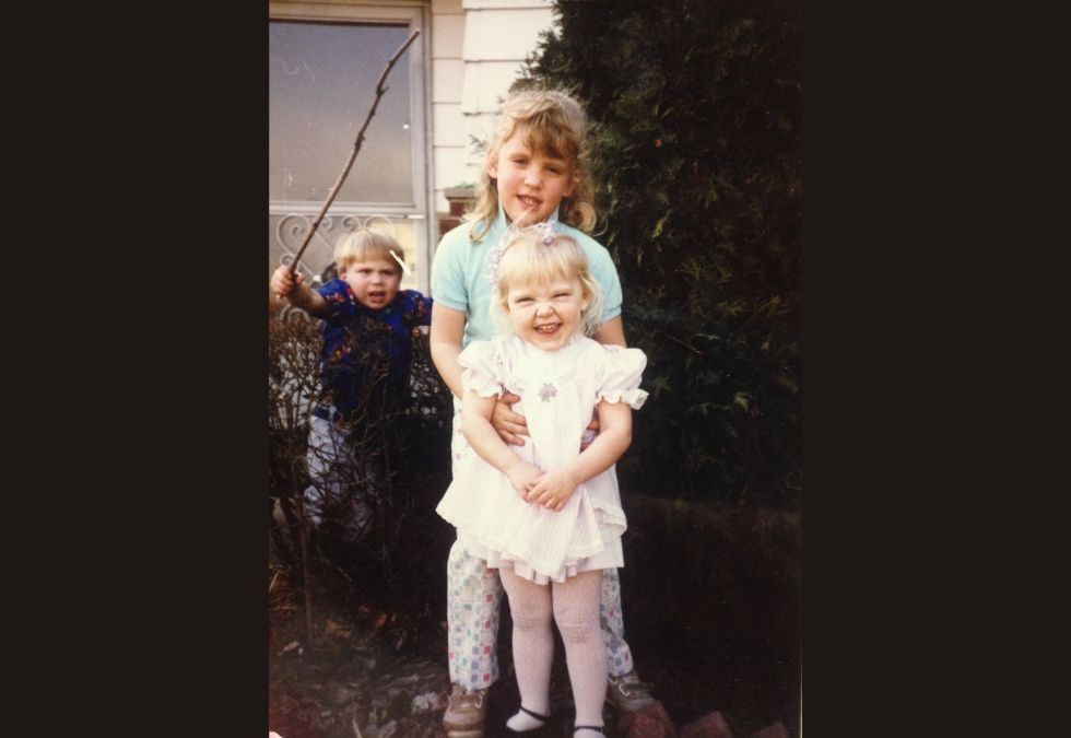 20 Photos of the Universal Sibling Rivalry