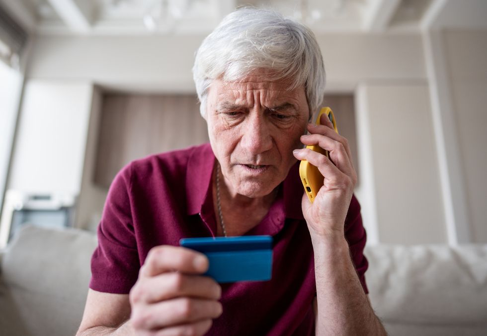 11 Reasons Why You Should Never Call Back Unknown Numbers