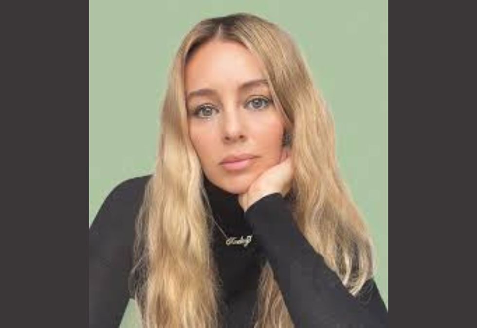 23 Celebrities From The 2000s We Don't See Much Of Now